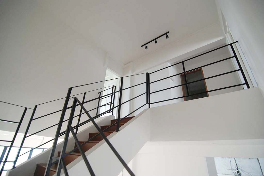 butterpaperstudio: Reno@T3 Maisonette - Horizontal Metal Staircase Railings