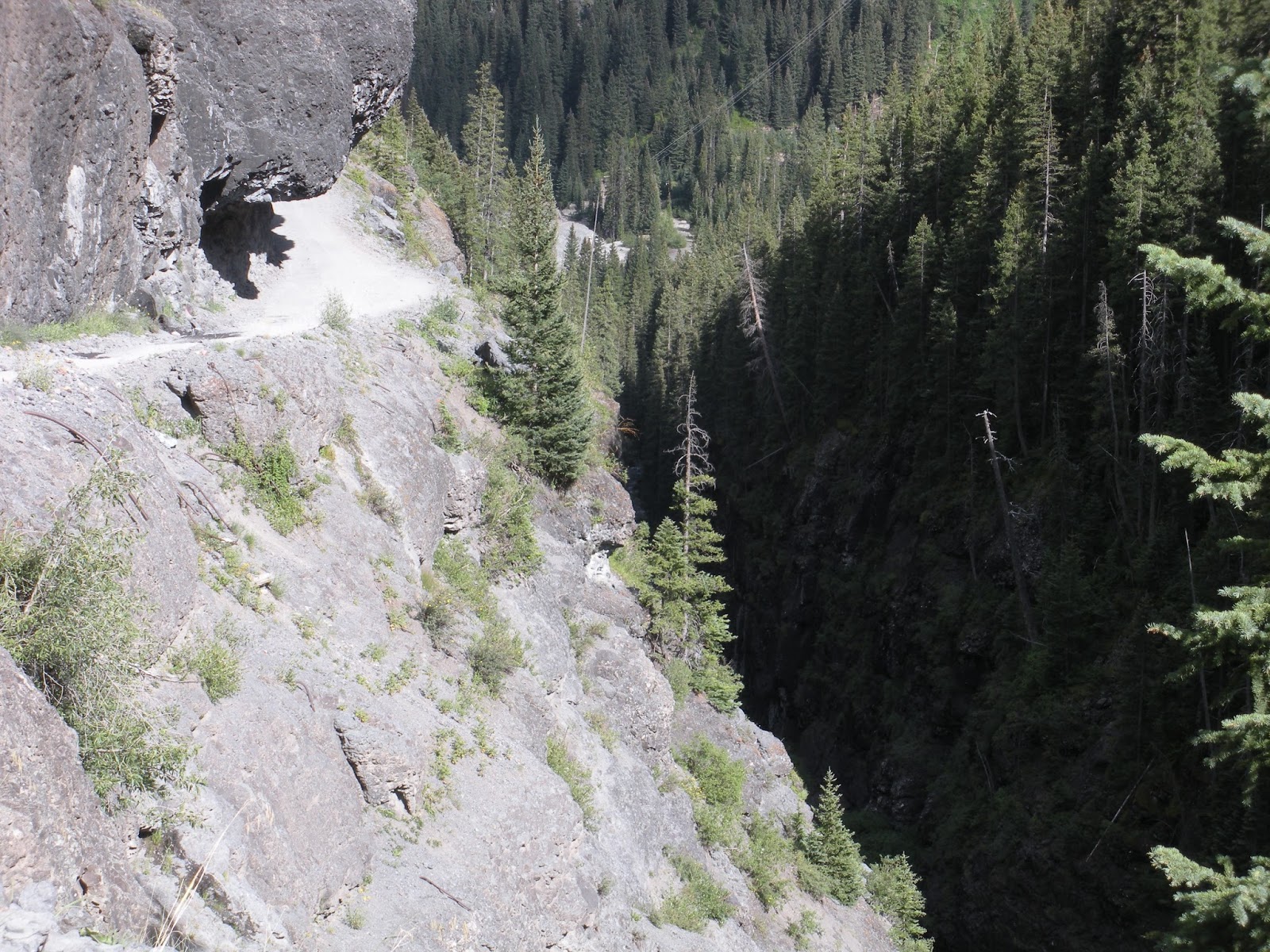 CSMS GEOLOGY POST: CAMP BIRD, COLORADO, SPHALERITE