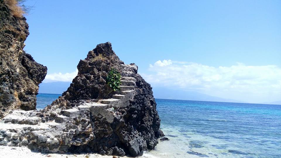 My trips: Mt. Mag-asawang Bato Tingloy Island, Batangas