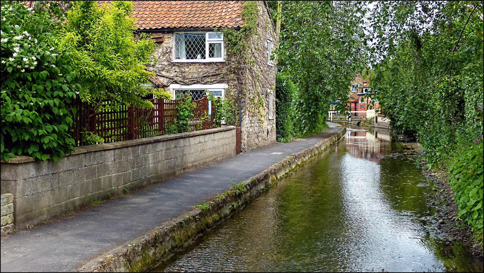 Lincolnshire Cam: Nettleham Walk, (Part One).