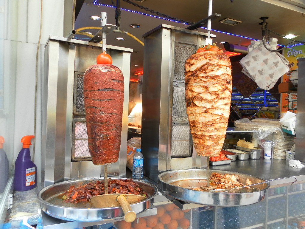Qual è la differenza tra kebab e kebap? | Il Chiodo Arrugginito