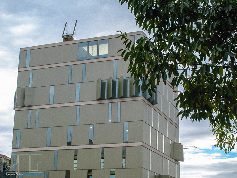 Public Library José Hierro, Usera, Madrid - Architecture Joaquin Galan