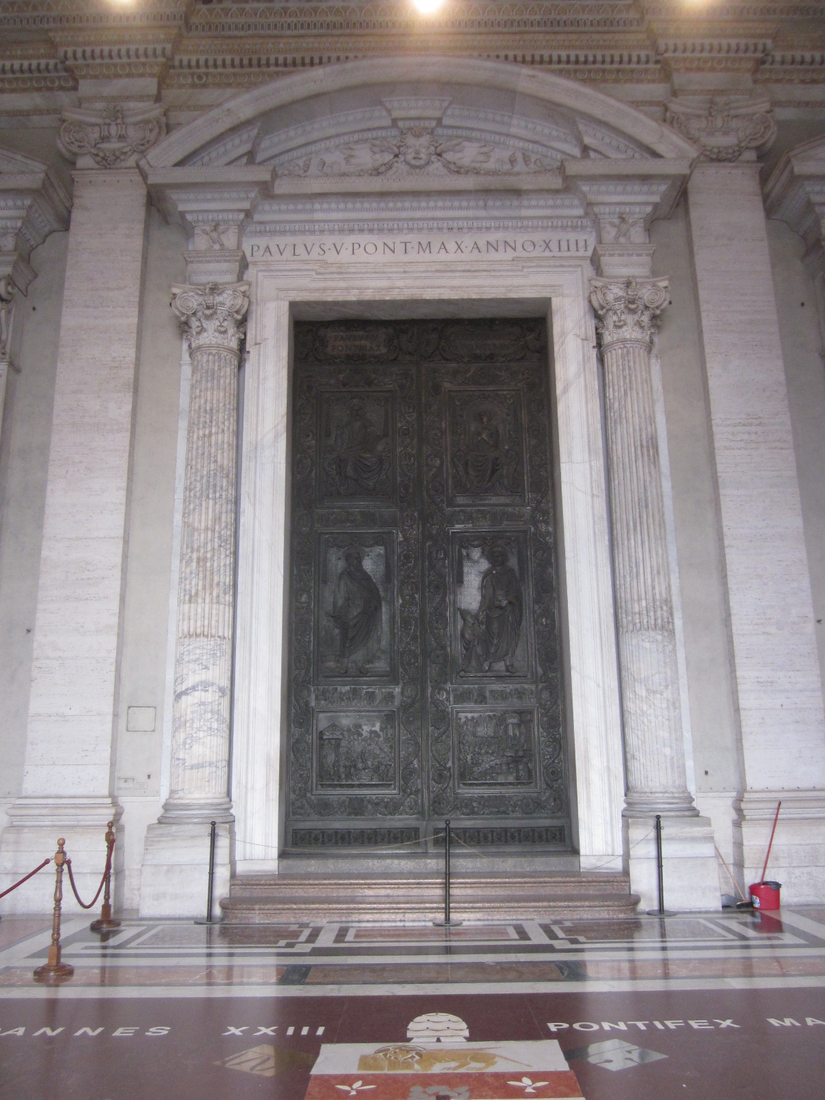 Sights of Rome: Bronze doors of Filarete