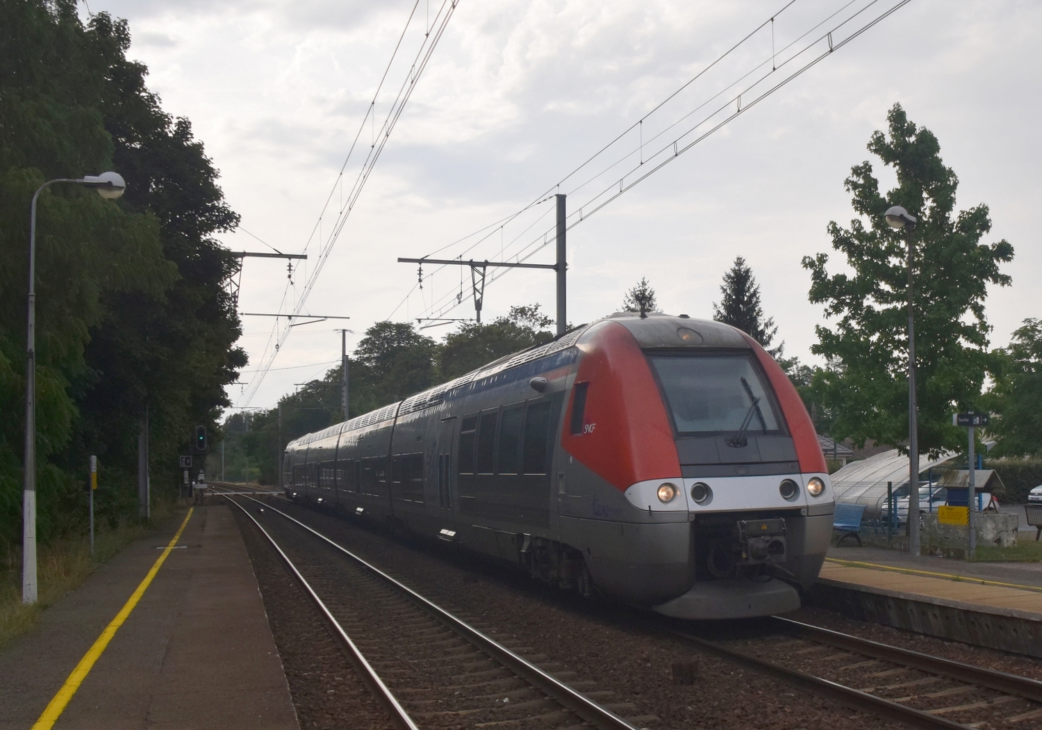 LA PASSION DU TRAIN: Autour de Bourges les 18 et 19 Juillet avec Sylvain