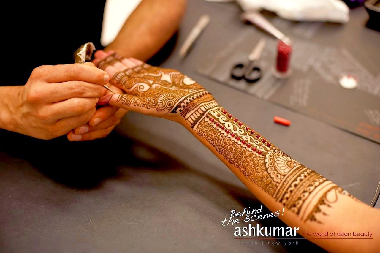 Latest Mehndi Designs By Ash Kumar