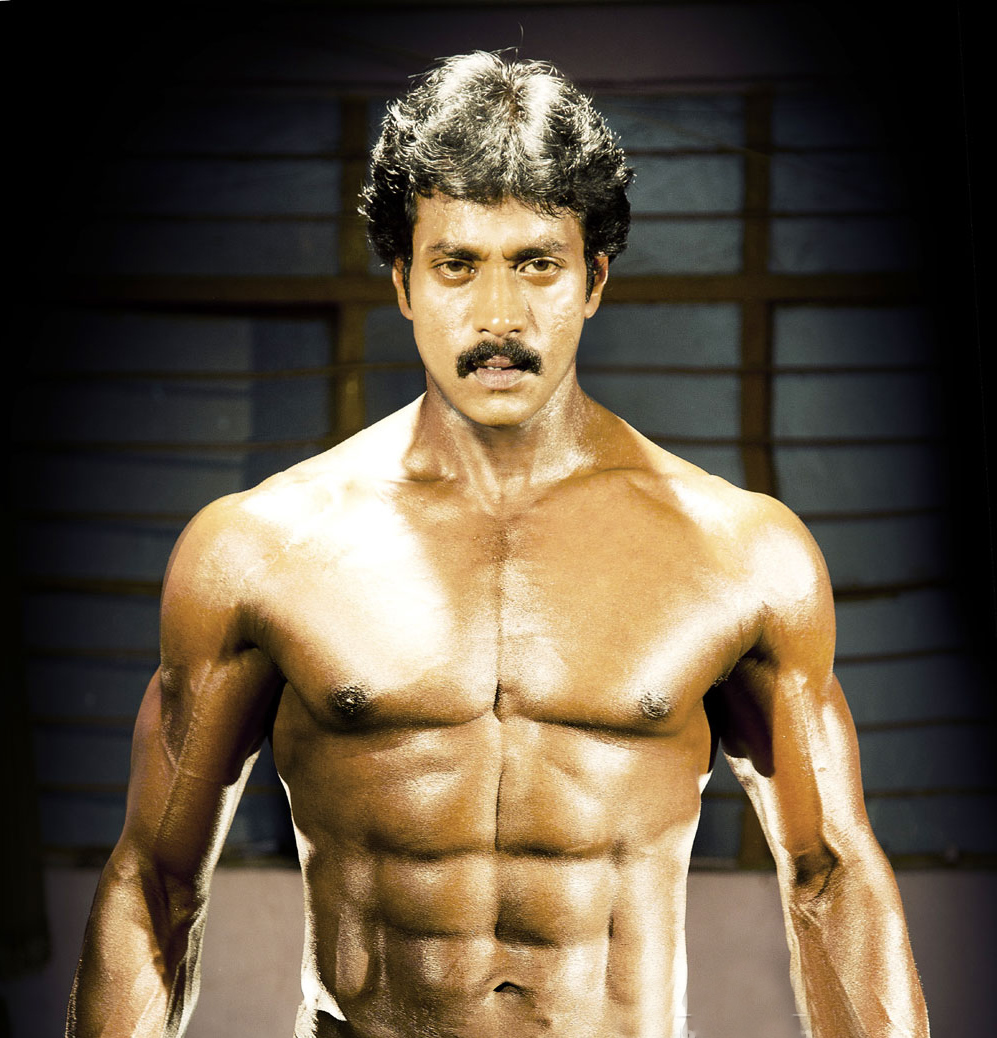 way2filmy: Sunil Six Pack Body Stills.........