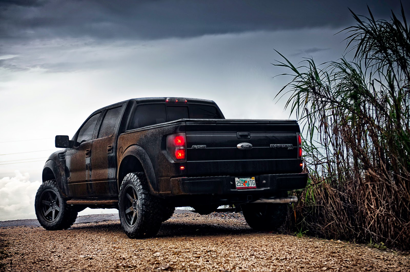 Preparing for the Worst: Top Vehicles for an Apocalypse