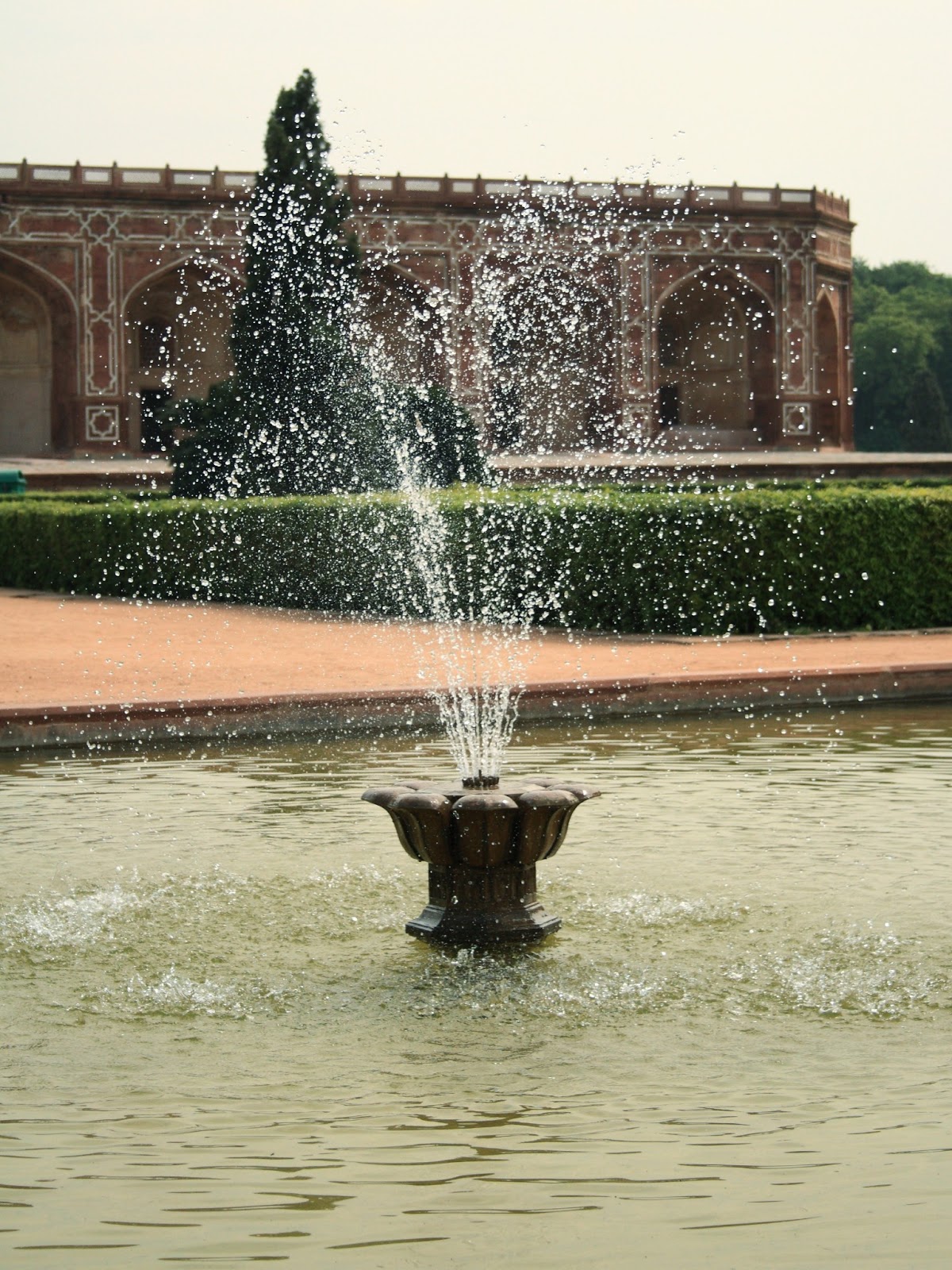 Jacob's Delhi: Humayun's Tomb - The Birth of Mughal Architecture