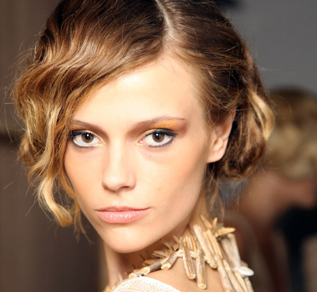 Glamour By Fatima: Side Part: How To Wear It Now...