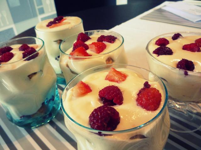 La cuisine de Marine: Fruits rouges au mascarpone façon tiramisu