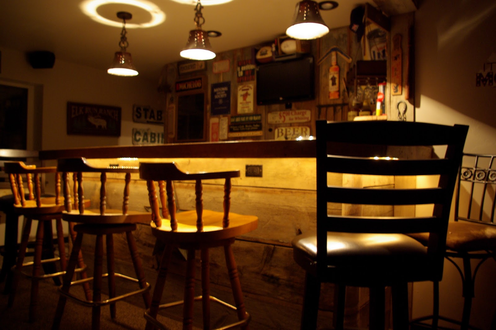 Reclaimed Rustics: Barn Wood Bar