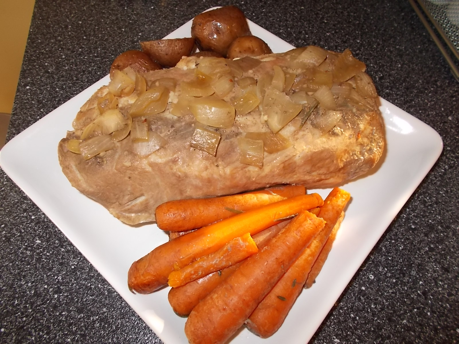 Dawn's Blogalicious: The Perfect Pork Roast (plus a bonus BBQ recipe)