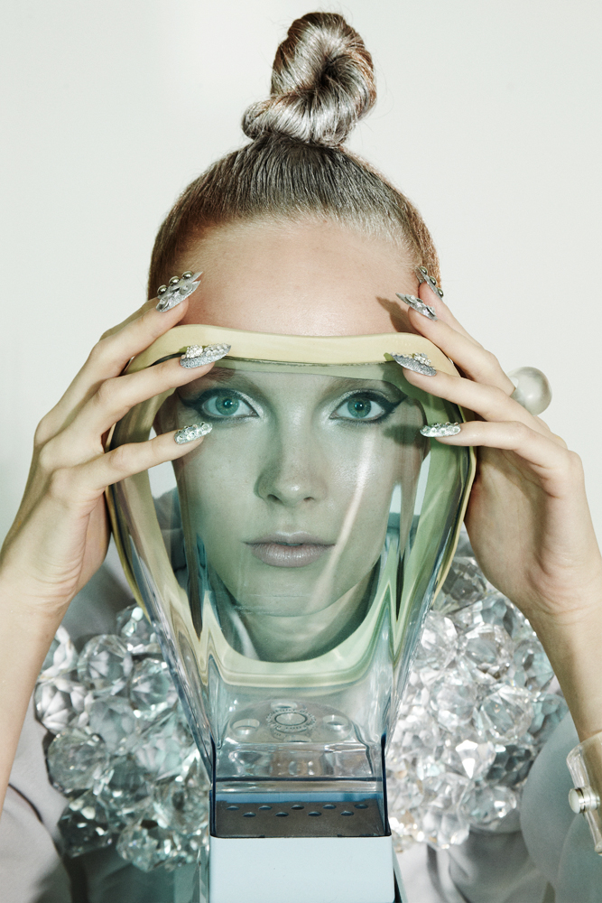 Kristy Kaurova beauty editorial, Futuristic makeup, Beauty Treatment ...
