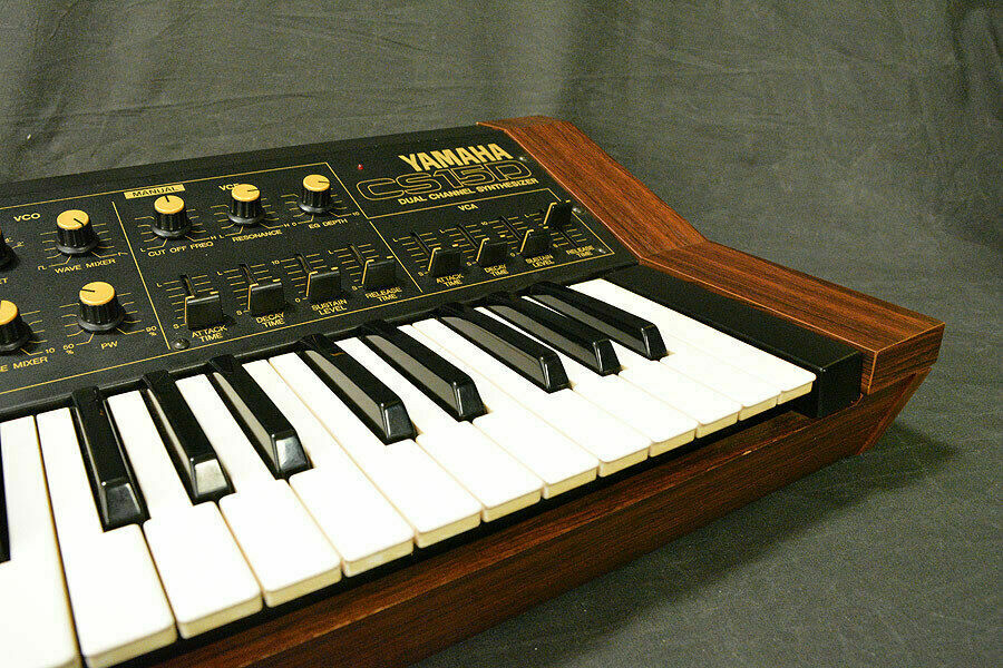 MATRIXSYNTH: YAMAHA CS-15D Vintage Monophonic Analog Synthesizer ...