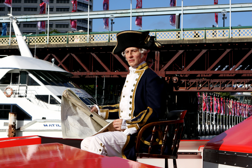 Eva Rinaldi Photography: Captain Cook sails into Darling Harbour to ...