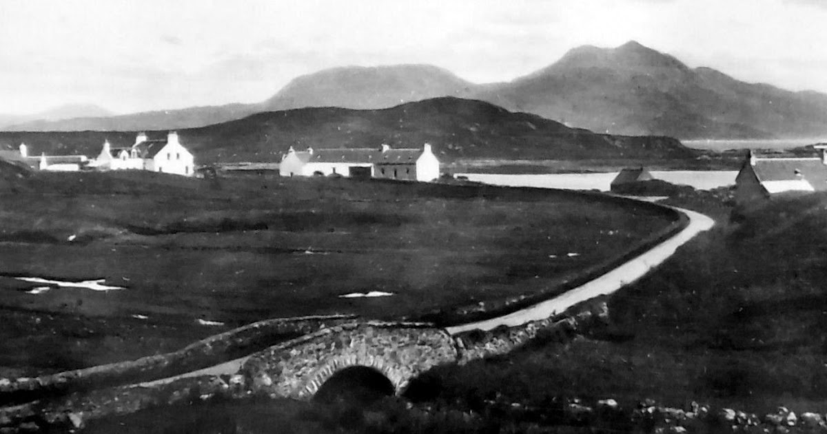 Tour Scotland: Old Photograph Cottages And Houses Oronsay Scotland