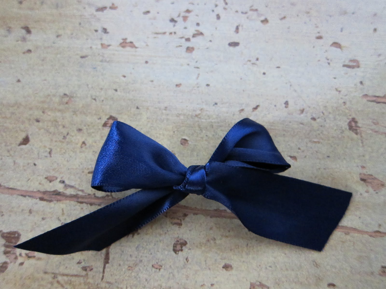 do it yourself divas: DIY: Bow Headband