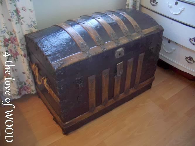 4 the love of wood: LINING A TRUNK