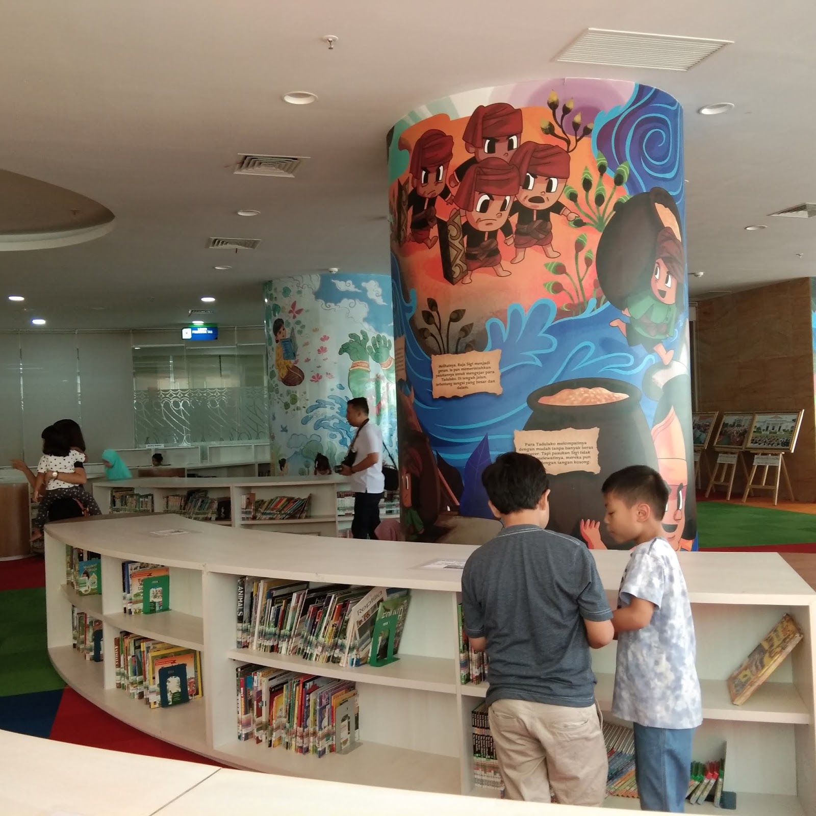 Kunjungan Ke Perpustakaan Nasional Bersama Anak — Maya Rumi