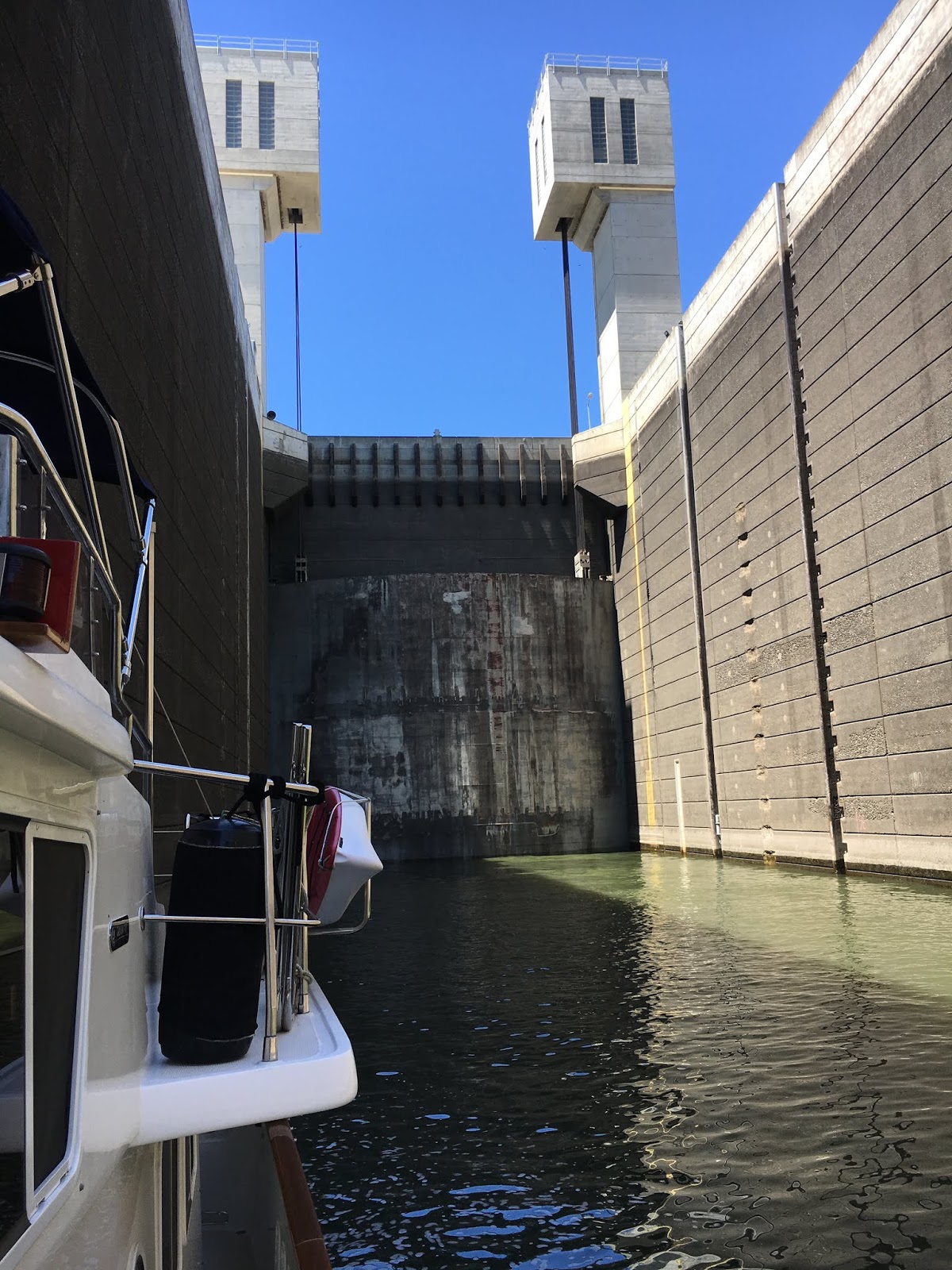 Please join us on MV Pairadice : ON TO THE SNAKE RIVER, more locks and ...