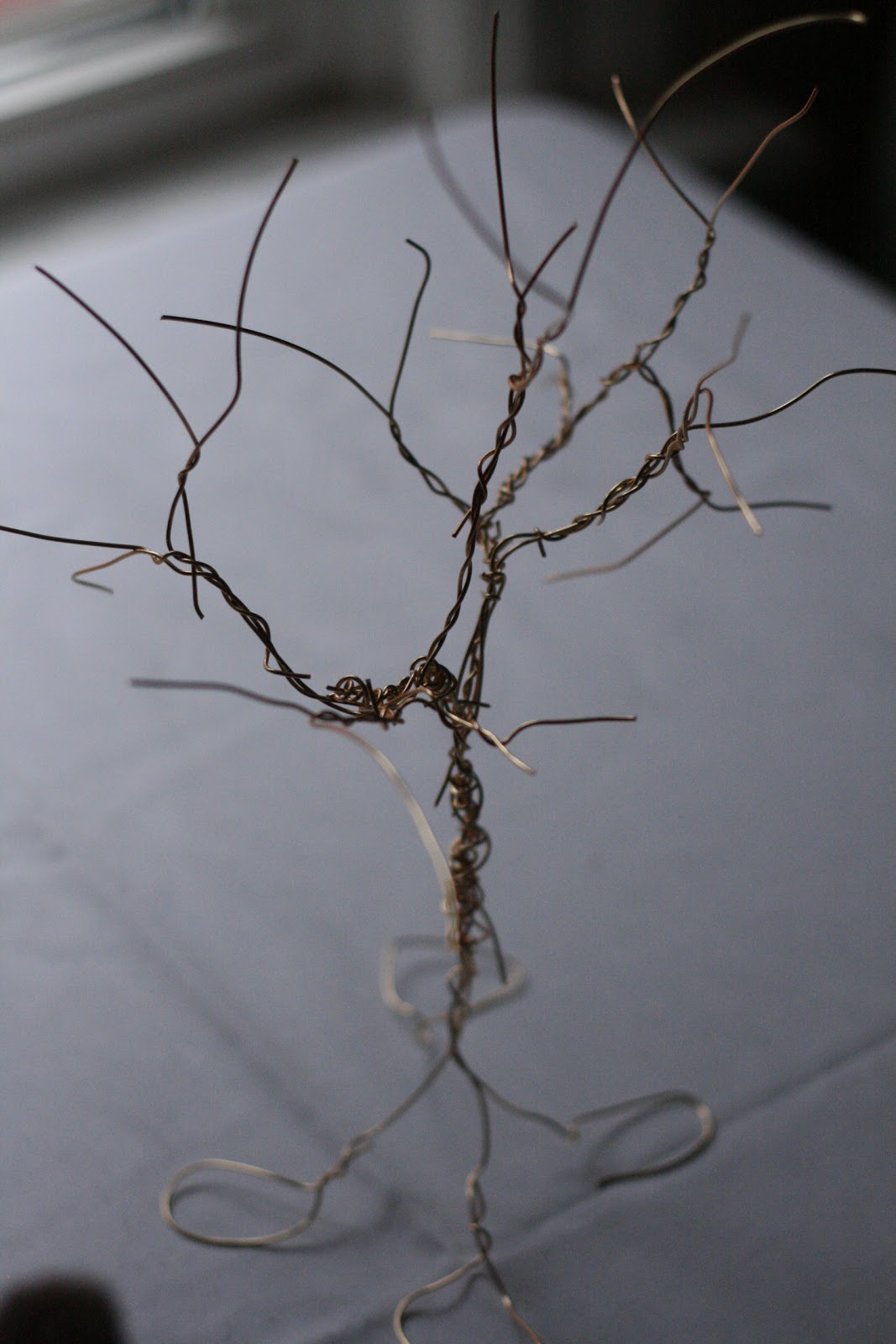 My Green TOY BOX: Wire Tree