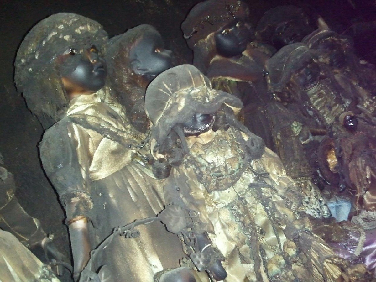 Burnt porcelain dolls