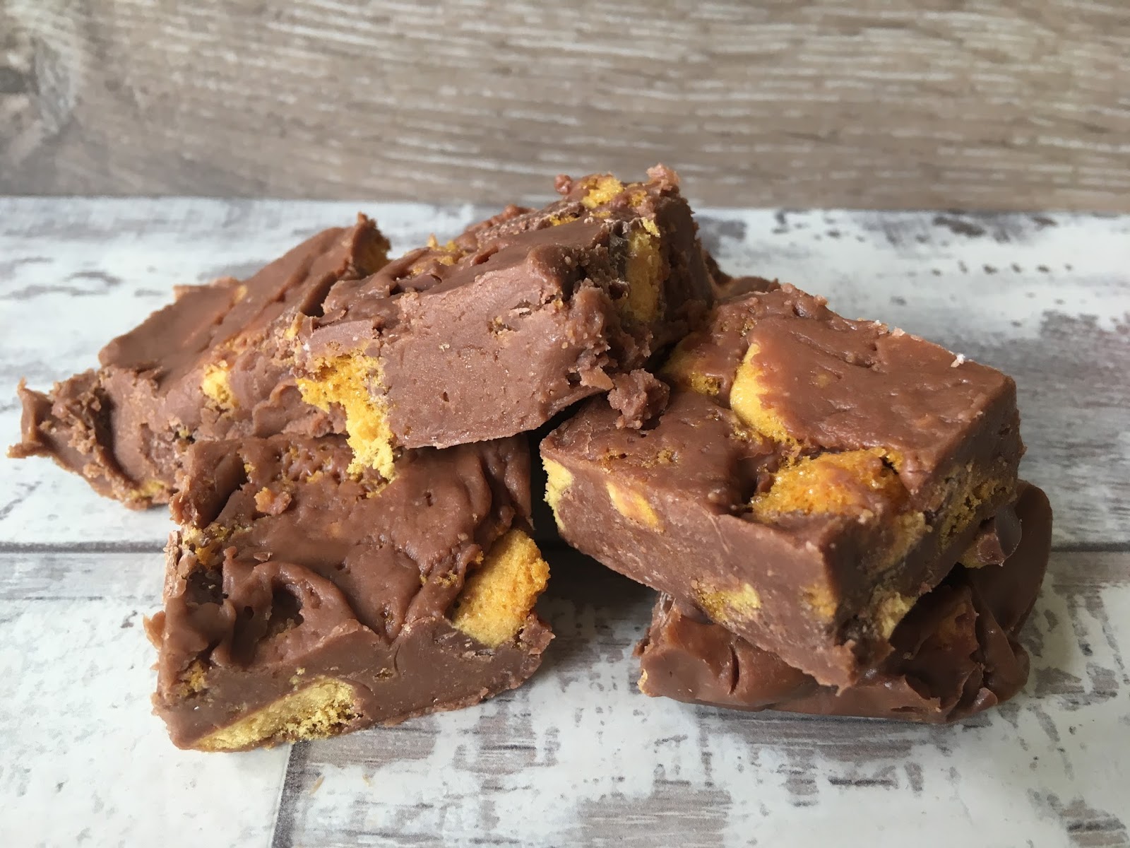 Crunchie Fudge | jesslouisekeen