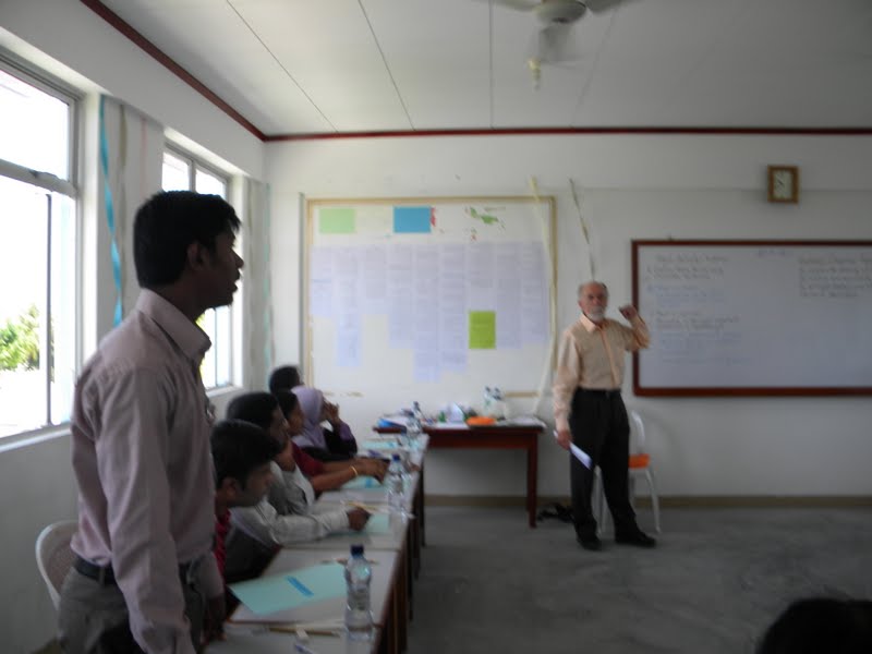2010 - My Maldives Mentoring Adventure: Teacher's classroom "High ...
