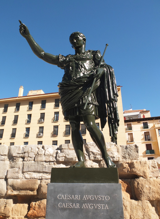 EL MILLONCETE: A César Augusto le dan una mano