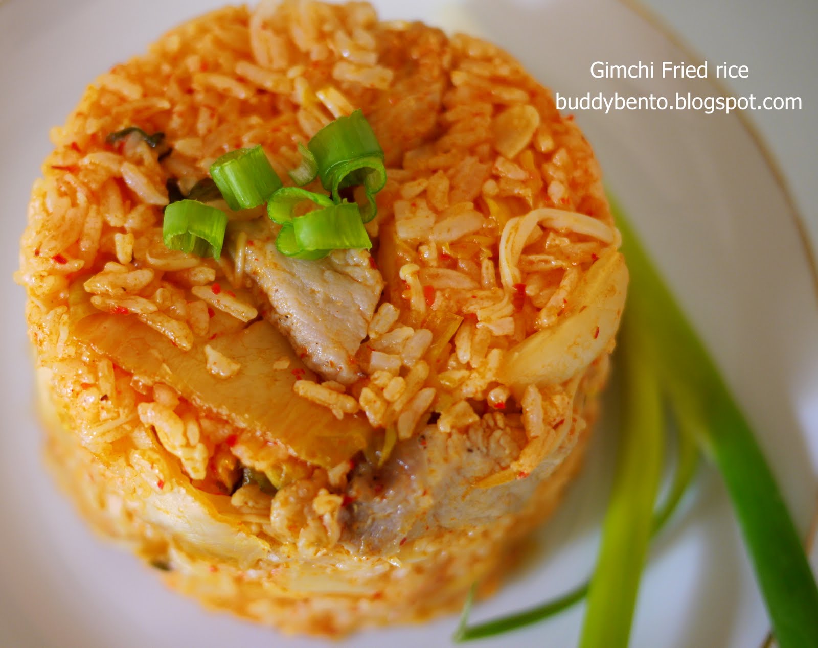Buddy Bento: ข้าวผัดกิมจิ ( Kimchi fried rice)