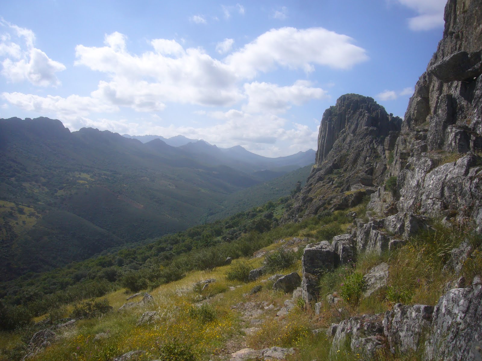 Estudios de Geoarqueología en Extremadura: SINCLINAL GARGANTA SANTA ...