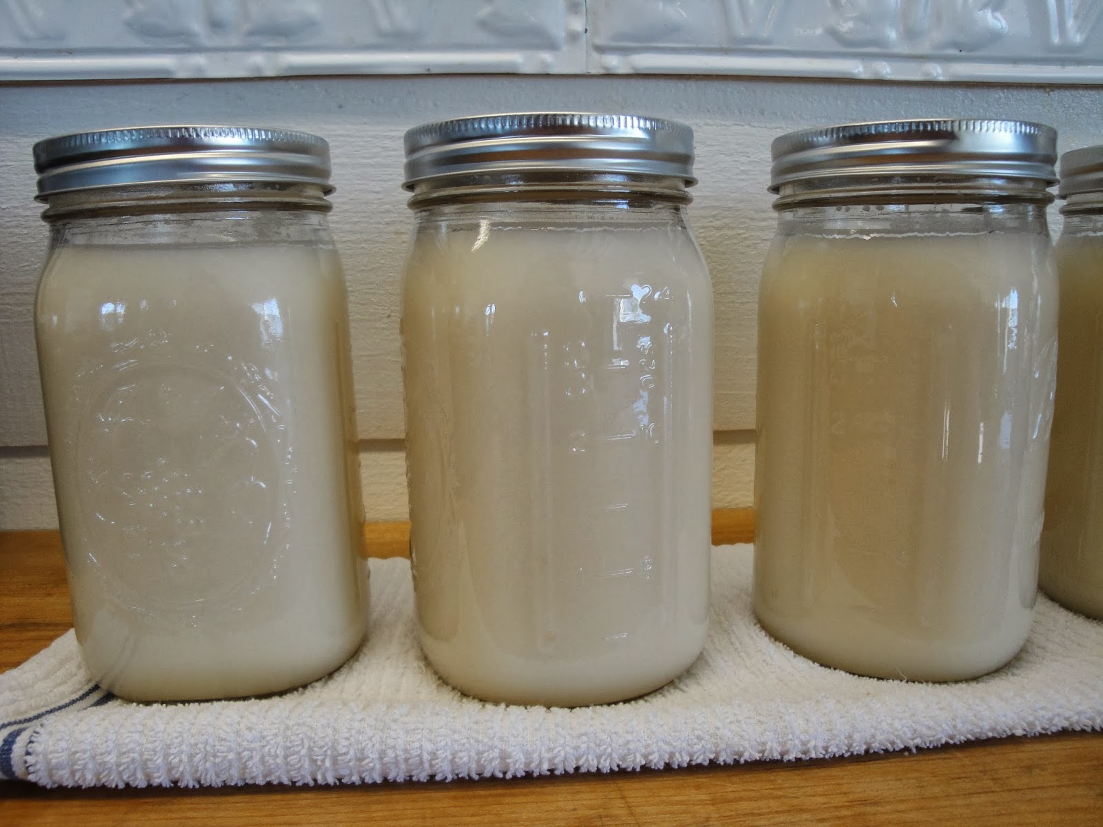 Melanie's Homestead: How to Render Lard
