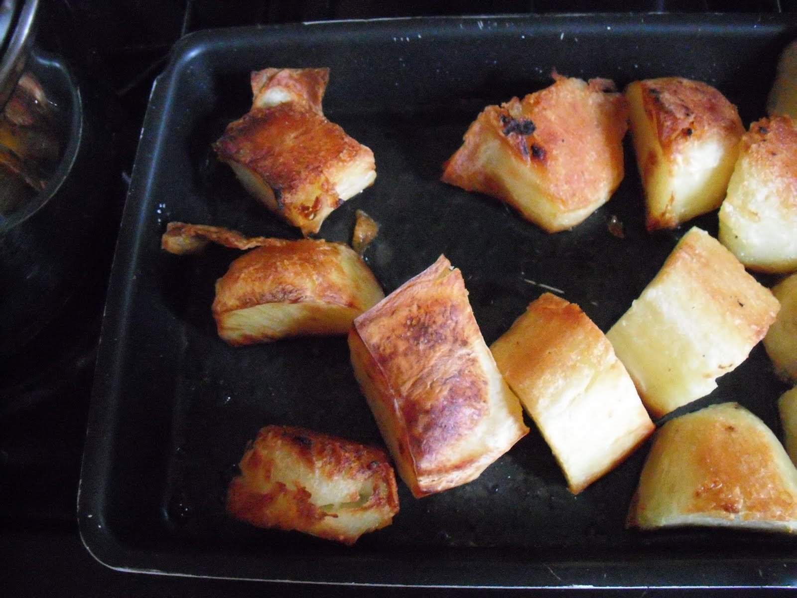 Tarragon & Thyme: Today's Sunday Dinner and Pattypan's Yorkshire Puddings