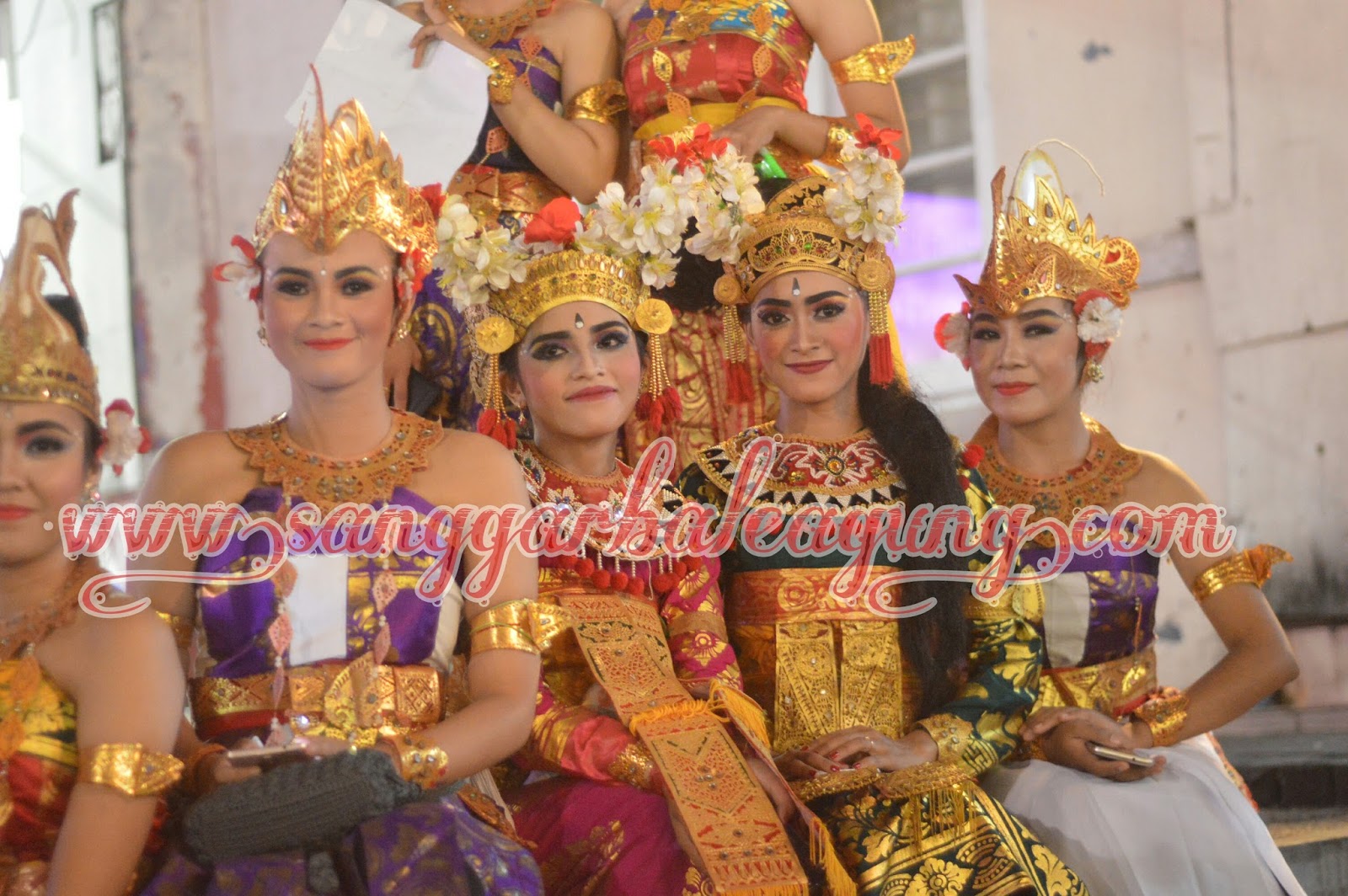 Penari Bali Surabaya: Tata Rias Penari Bali