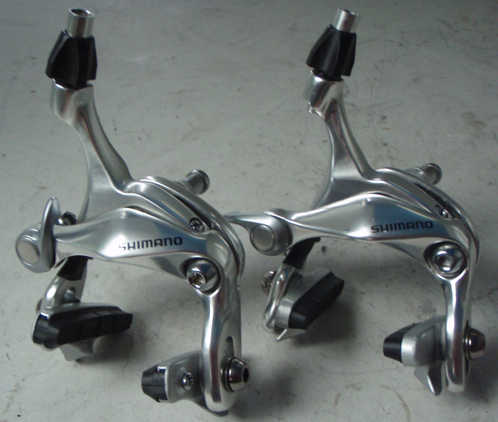 Frame and Wheel Selling Services: Shimano BR-R560 dual pivot side pull ...