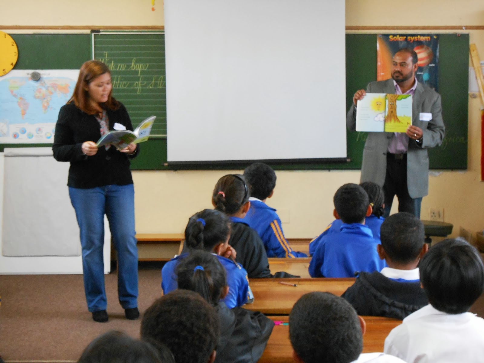 READ to RISE: Visit to Mitchells Plain Primary School No. 1... 31 ...