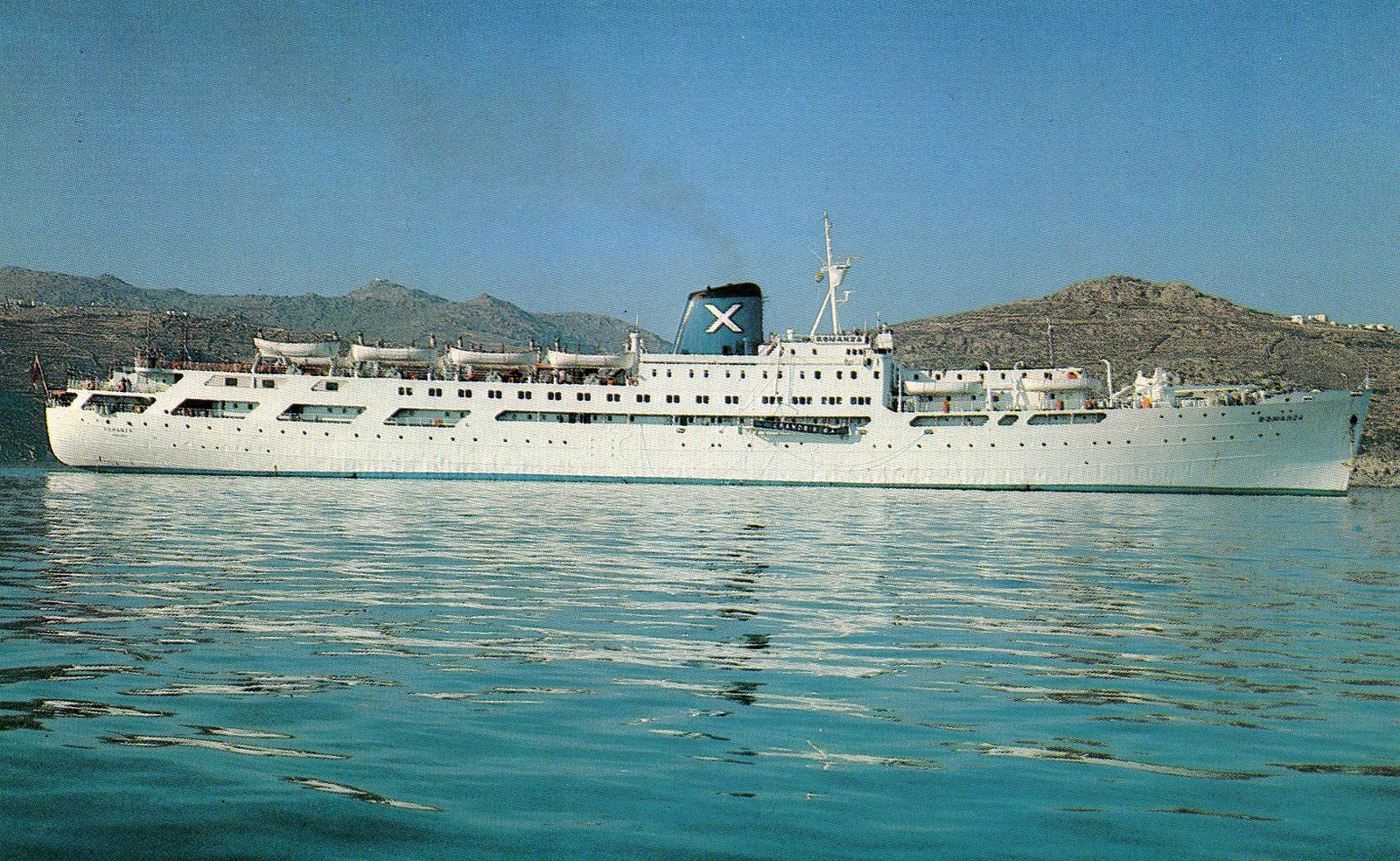 POSTAIS de NAVIOS - POSTCARDS of SHIPS: M.S. ROMANZA Chandris Post Card