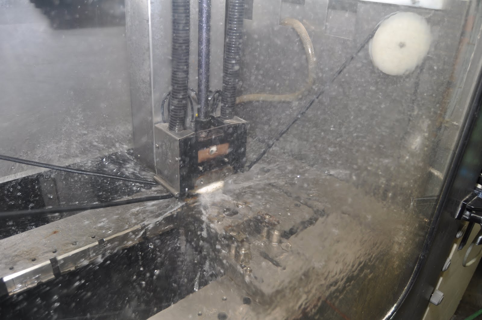 H&H Precision Wire: What is Water Jet Cutting?