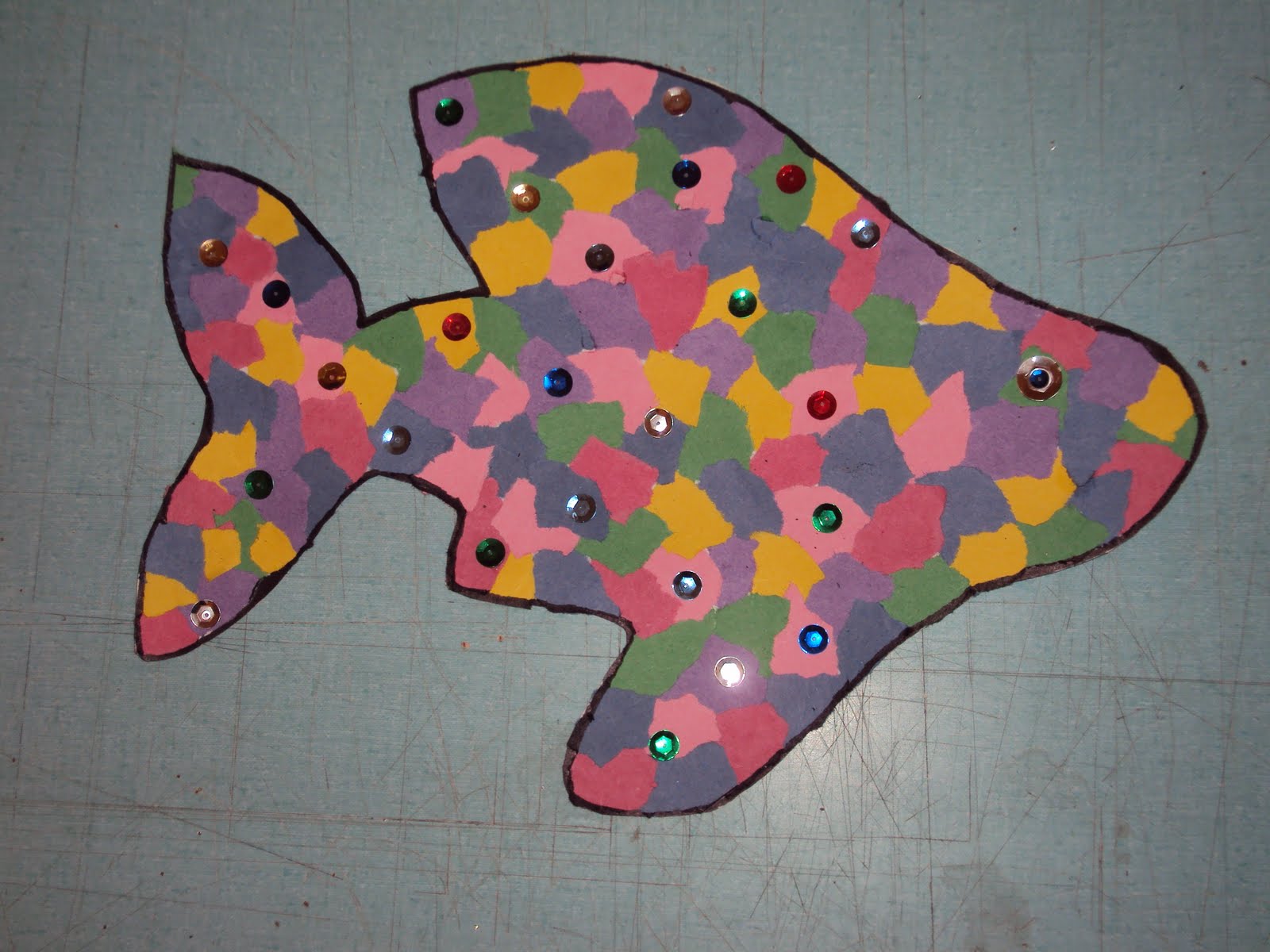 Darcy's Art Gallery: Project # 8 Rainbow Fish Collage