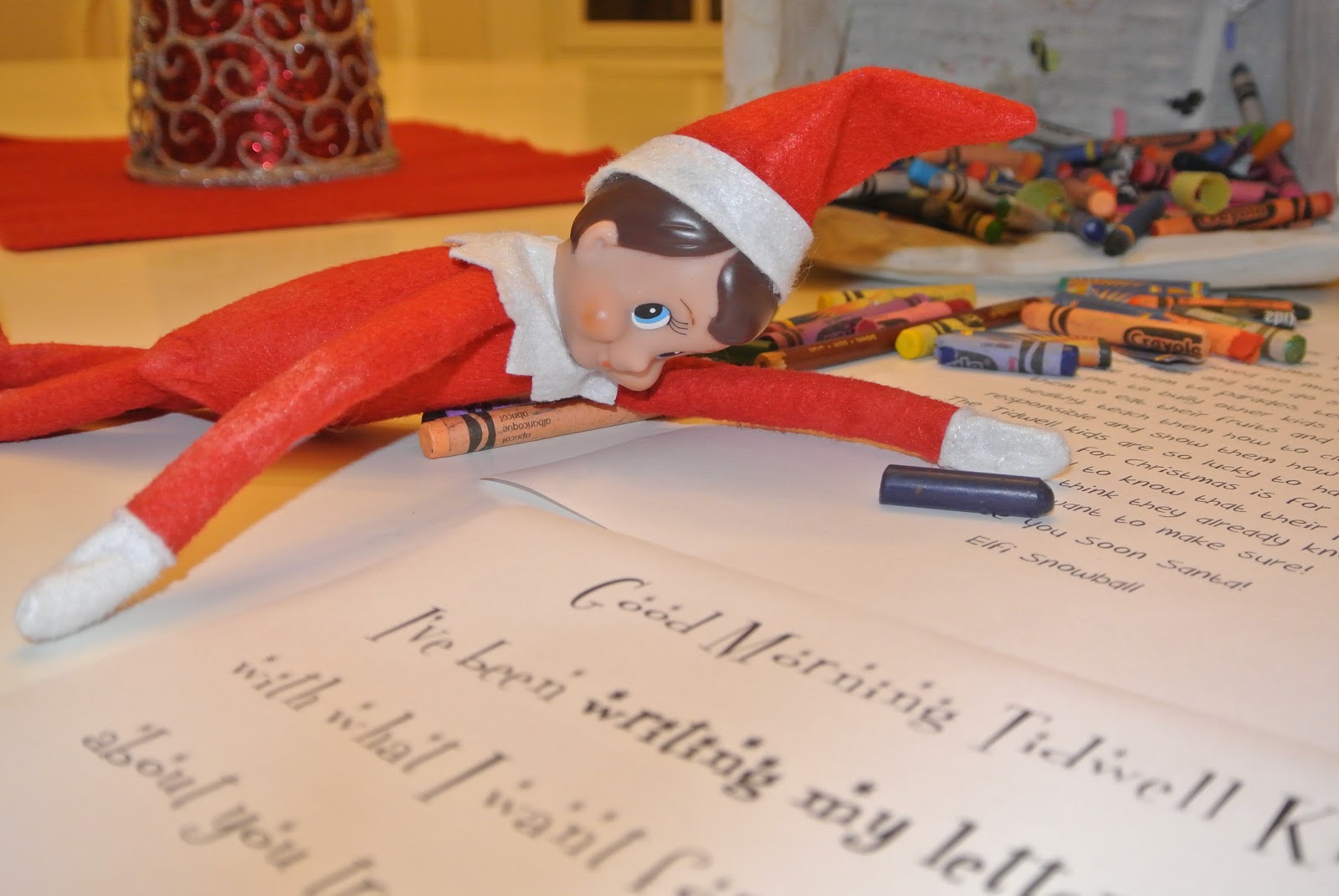 Everyday is a "Hollyday"!: Elf on the Shelf
