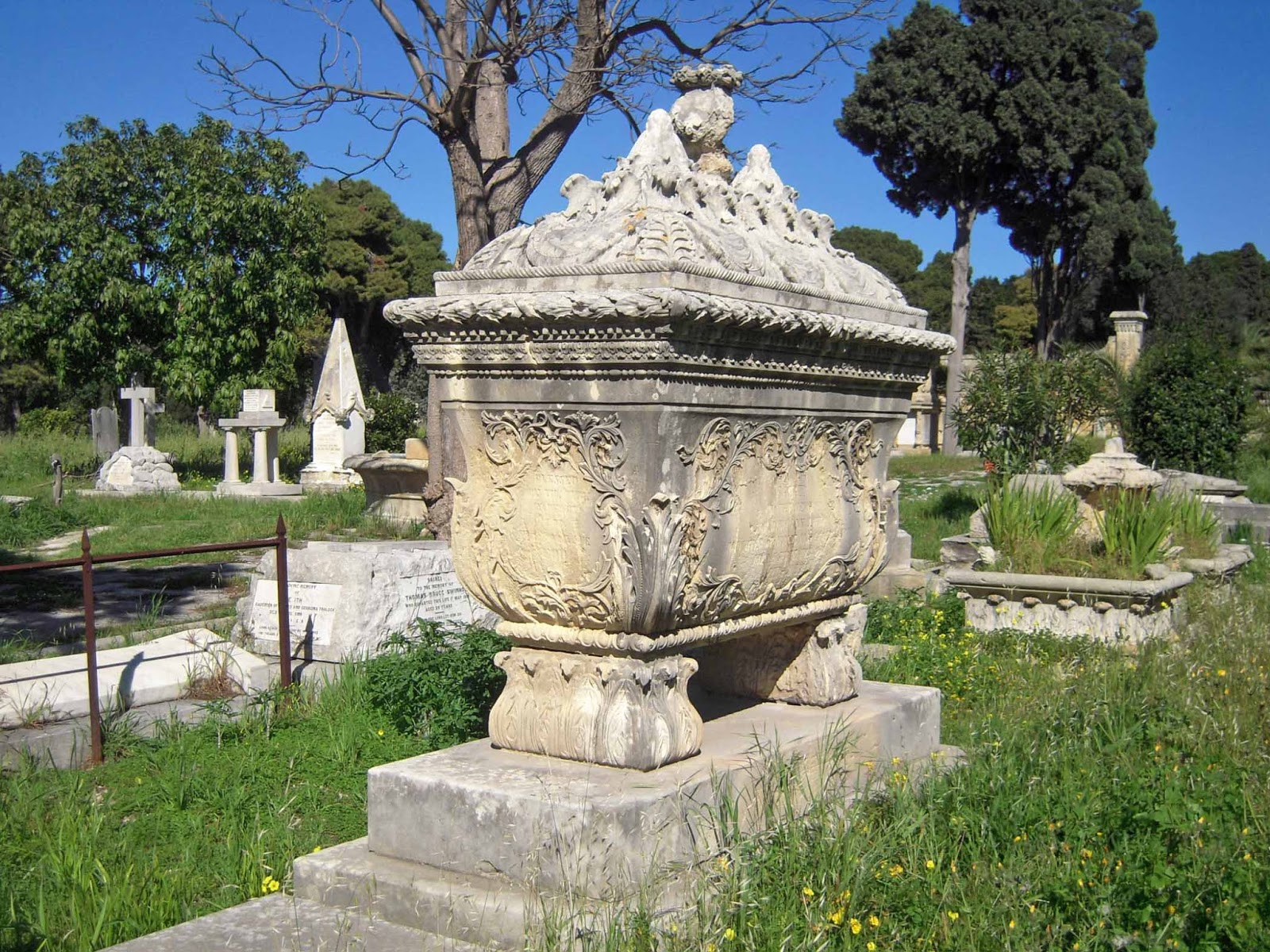 Geographically Yours Cemeteries: Pietà, Malta