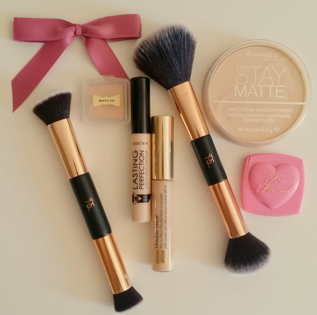 Laçarote Vermelho: MAQUILHAGEM || Pincéis da Primark