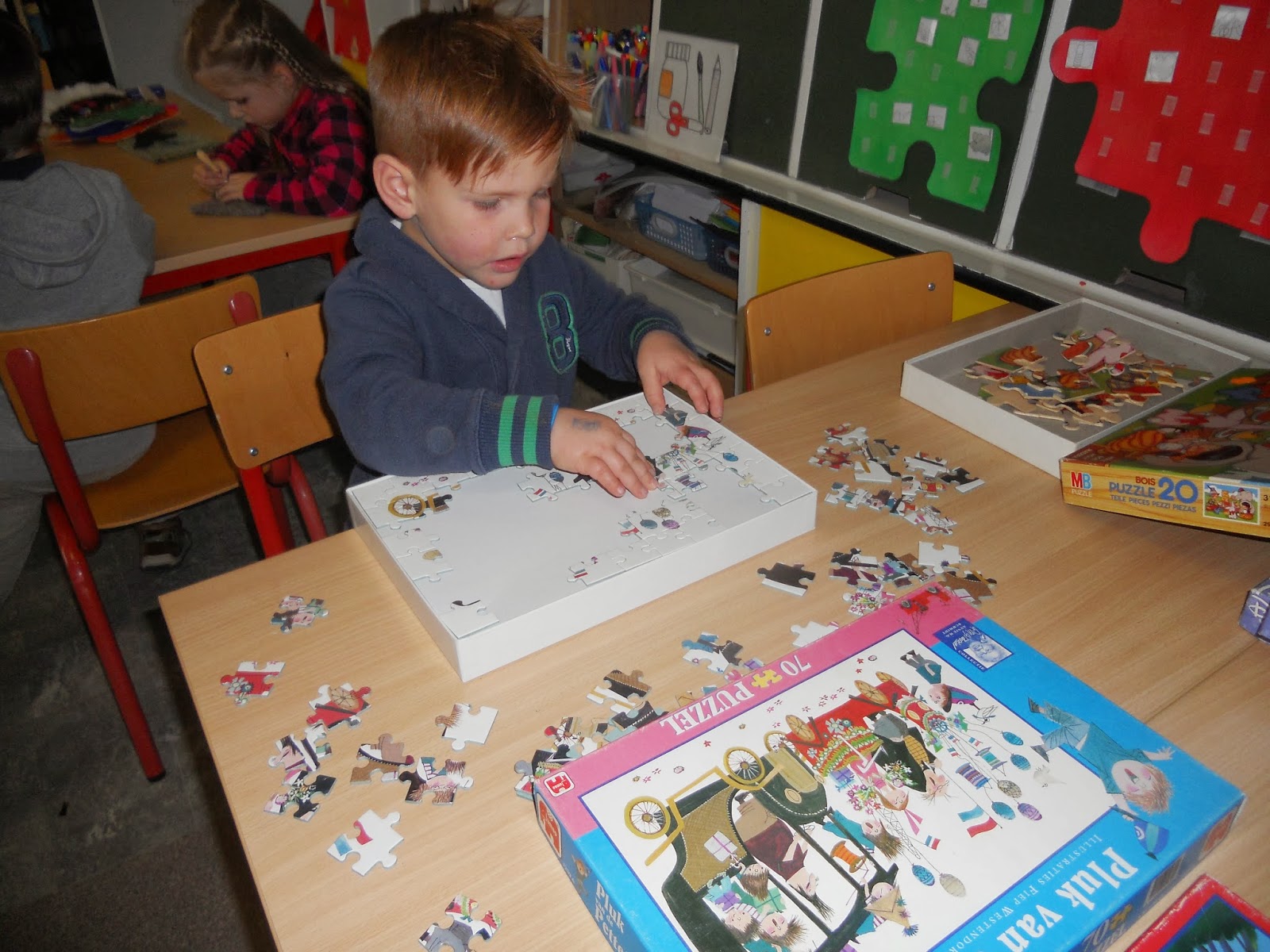 De Knuffel: Tweede kleuterklas juf Nathalie: puzzel- en spelletjesweek!