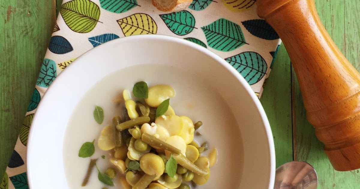 La Olla Vegetariana: Sopa blanca con legumbres verdes.-