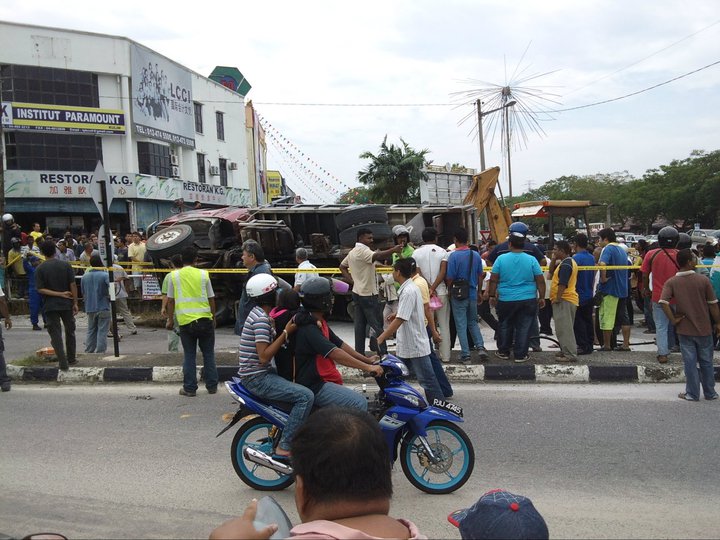 Kemalangan Jalan Raya: 2011-07-10