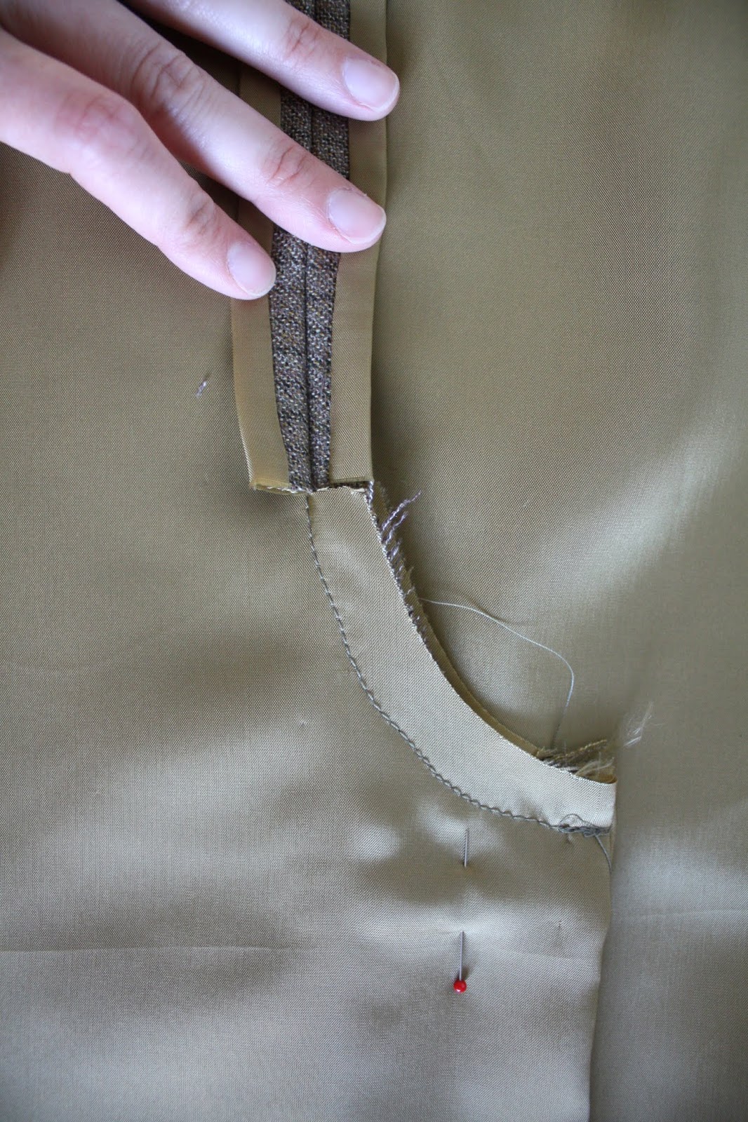 Nicole at Home: Tutorial: drafting a kick pleat for a pencil skirt