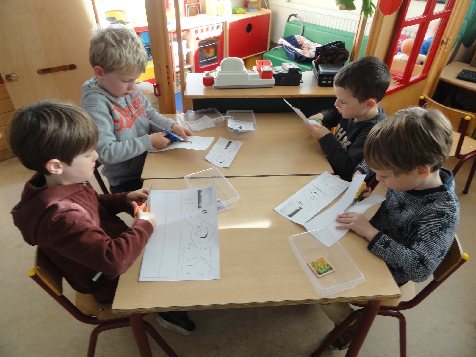 De Gigantjes van 3KB Ten Dorpe: THEMA SPOKEN