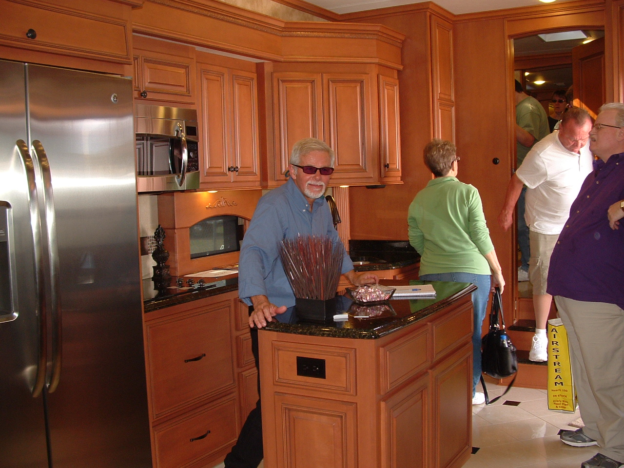 Diesel Gypsy: FORKS RV & The Continental Coach