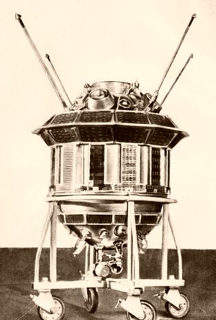 Philosophy of Science Portal: The dark side of the moon [1959] and Luna 3