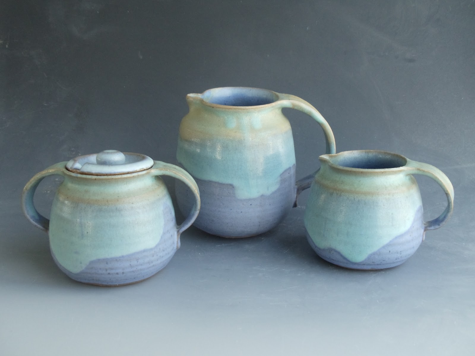 Julia (Munn) Livingston Pottery - ARCHIVED